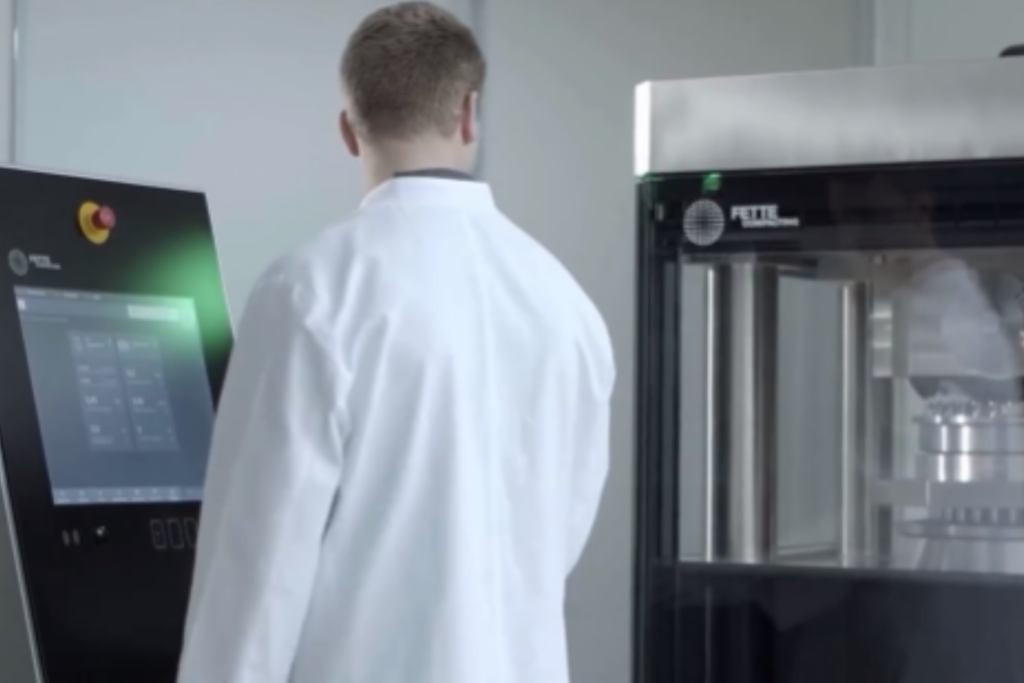 Production of pharmaceuticals - Fette Compacting & Denk Pharma